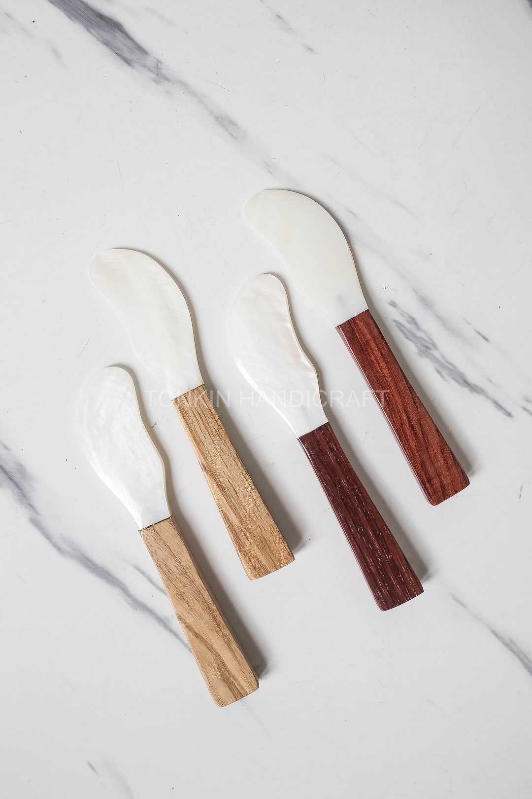 Personalized Mother of Pearl, Seashell Spreader With Brown Horn Handle ...