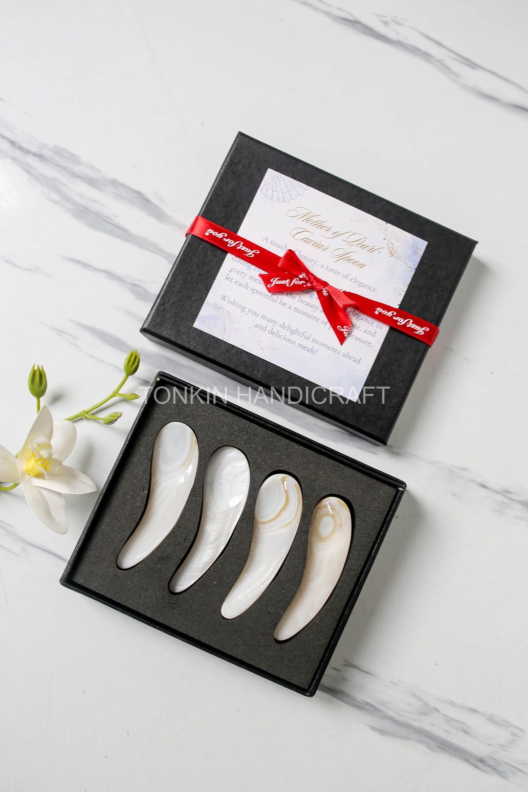 Personalized Mother of Pearl Caviar Spoon Gift Box, Seashell Spoon Gift ...