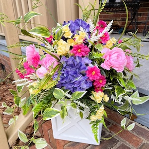 Urn Filler for Spring, Spring Front Porch Planter, Spring Urn Filler ...