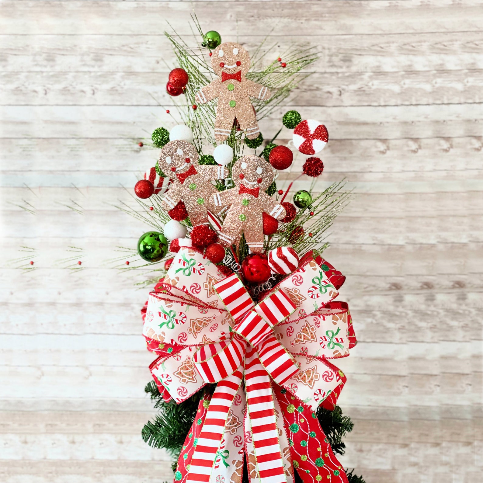 Gingerbread Christmas Tree Topper. Gingerbread Man Tree Bow, Christmas ...