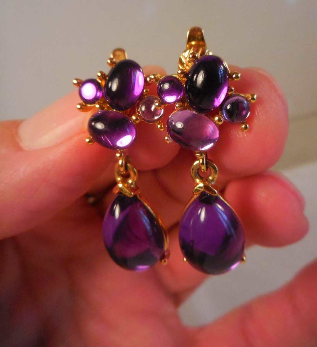 Vintage TRIFARI TM Purple Lavender? Dangle Clip on Earrings GORGEOUS - Etsy