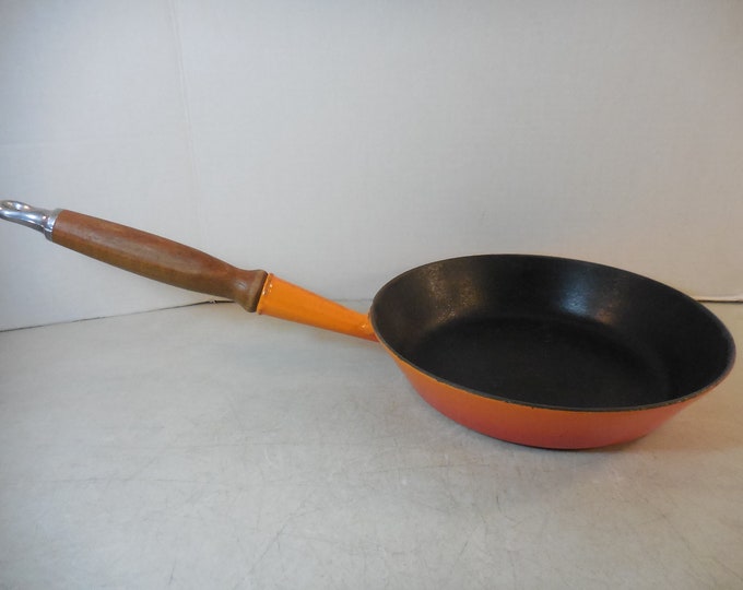 Vintage Le Creuset #24 Flame Orange Enamel Cast Iron Skillet Wood ...
