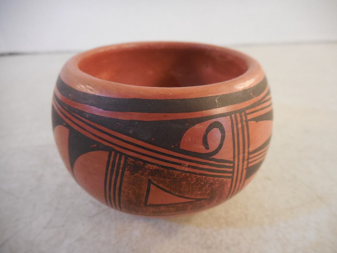 Vintage Native American HOPI Antoinette Silas Signed Small Red Pottery ...