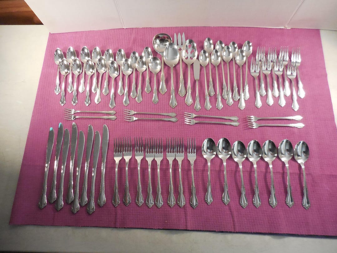Oneida Rogers Deluxe MANSFIELD Stainless Flatware 68 Pieces Serves 8(-1 ...