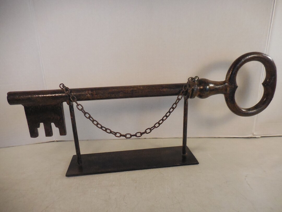 20 Pottery Barn Blackened Bronze KEY SCULPTURE Figure With Stand ...