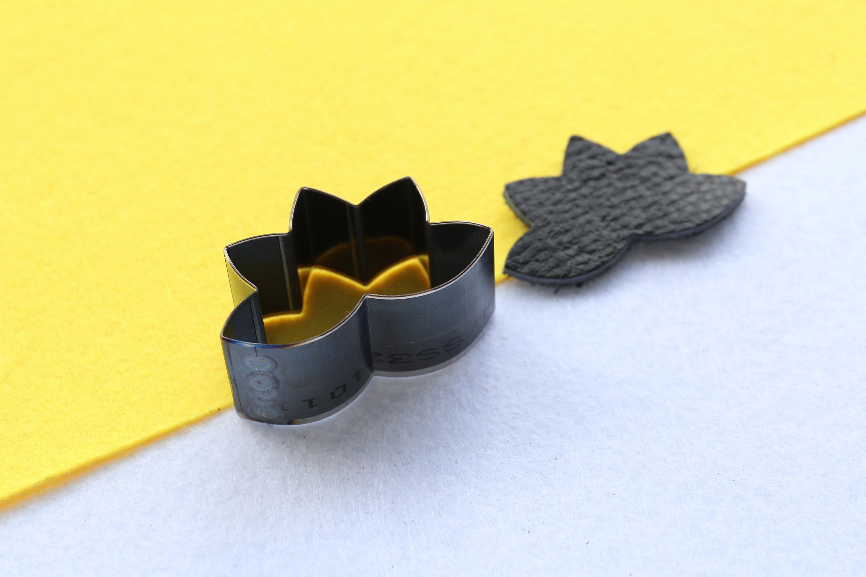 Lotus shape steel rule leather cutting Die Custom Steel Rule | Etsy