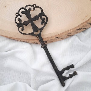 Decorative Skeleton Key, Brass Cross Skeleton Key, Unique Gift Ideas ...