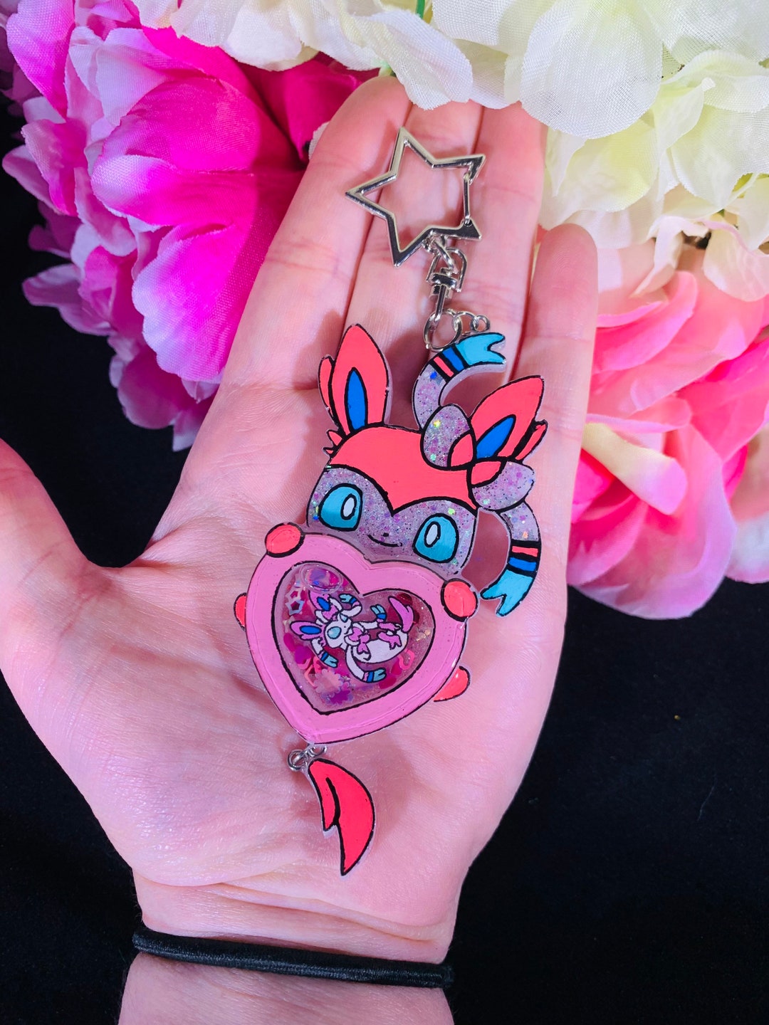 Sylveon Heart Keychain Shaker - Etsy