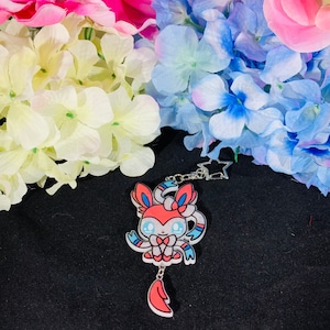 Sylveon Keychain - Etsy