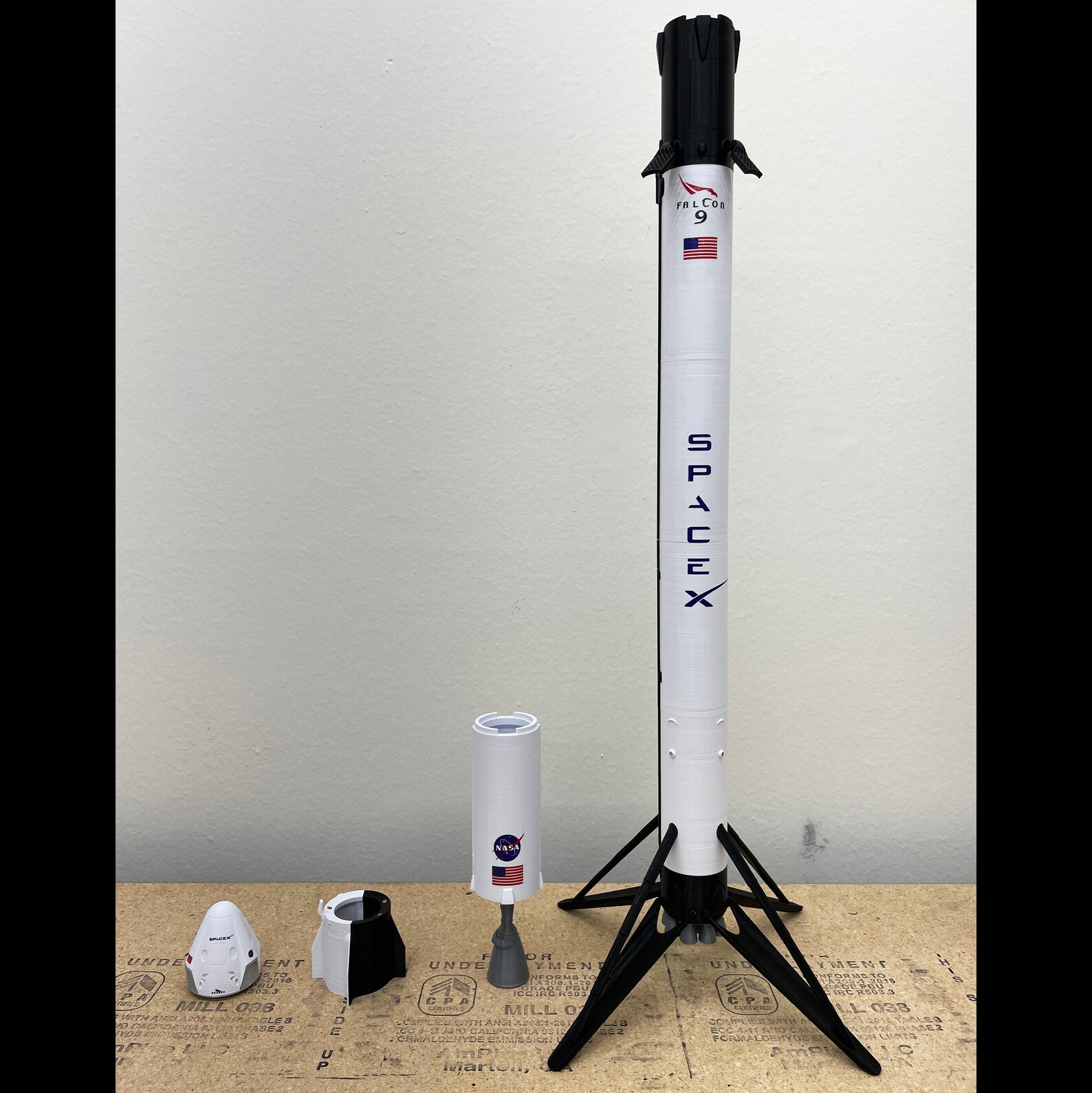Spacex Falcon 9 Demo-2 Model With Crew Dragon 1:72 Scale - Etsy