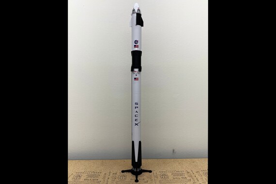Spacex Falcon 9 Demo-2 Model With Crew Dragon 1:72 Scale - Etsy