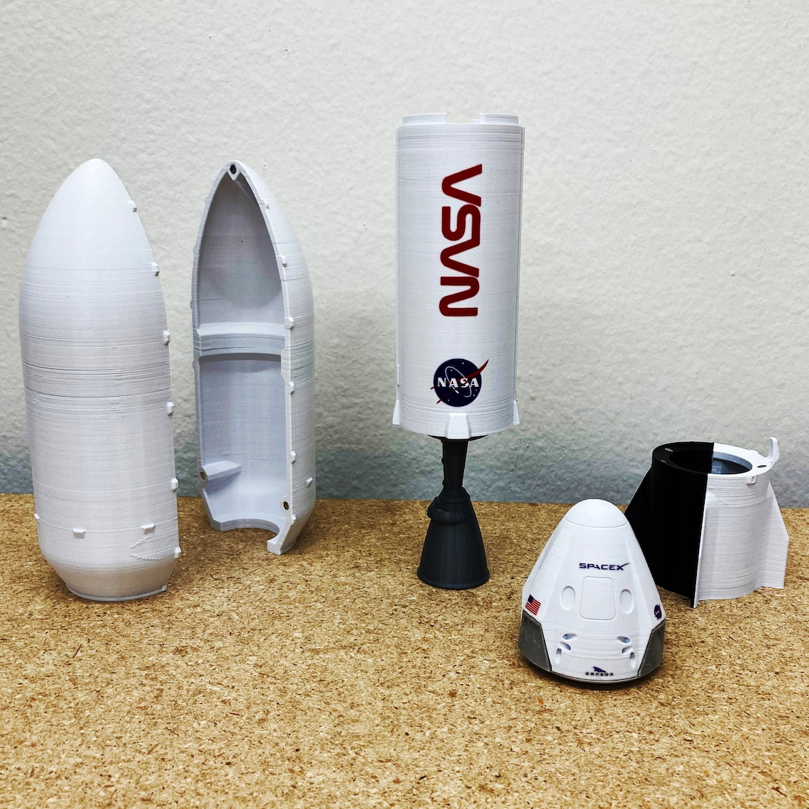 Spacex Falcon 9 Crew-1 Model With Crew Dragon 1:72 Scale - Etsy
