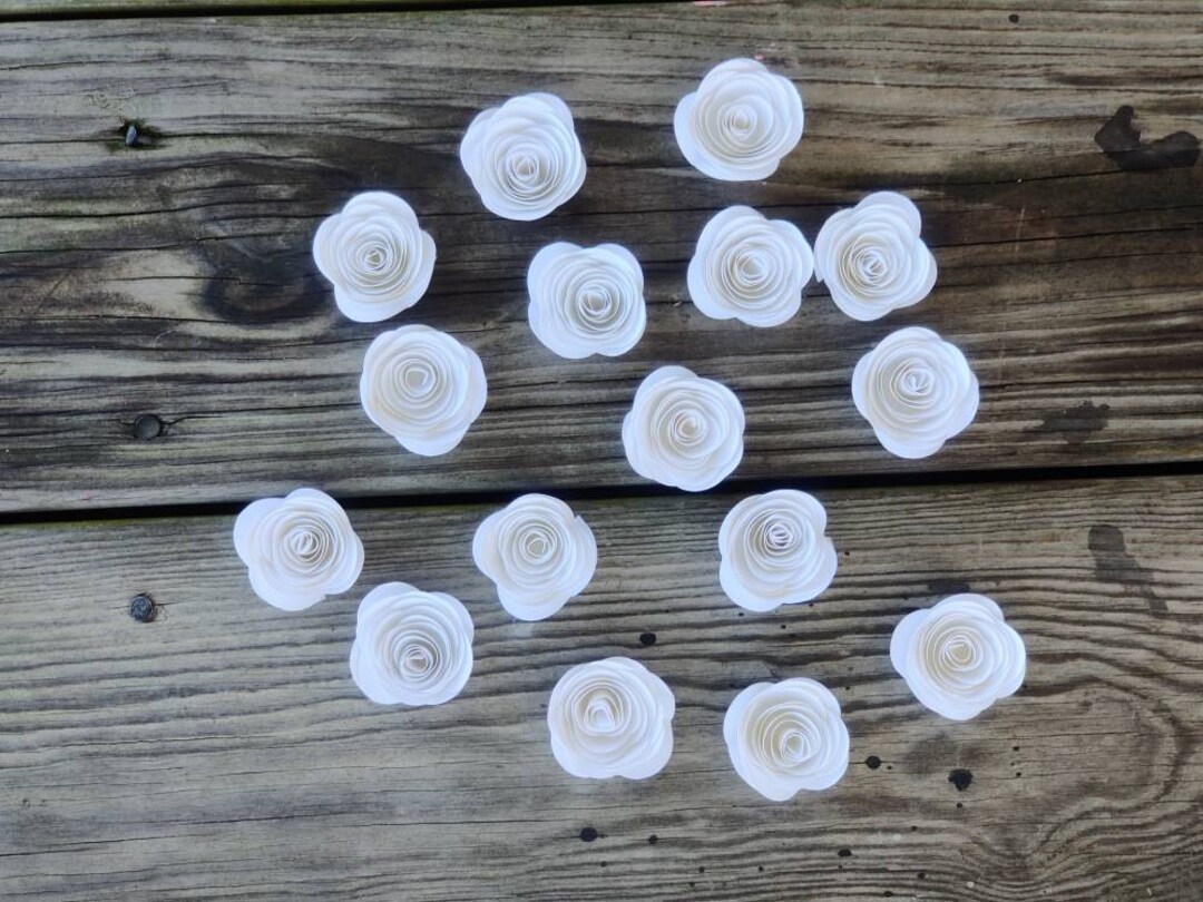 25 White Paper Flowers. Rolled Paper Flowers. Loose Flowers. Party ...