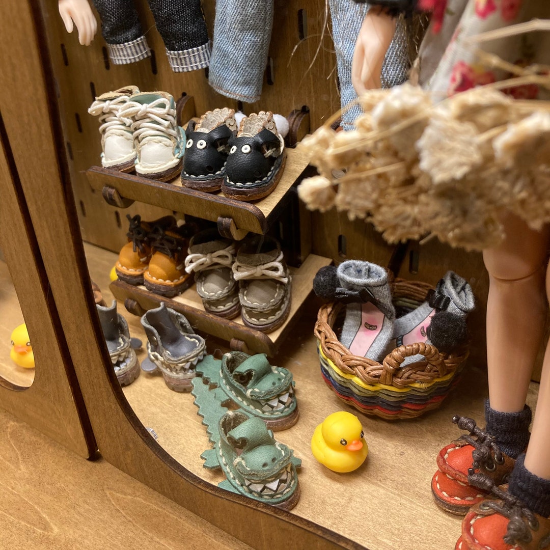 Wooden Window Display Cabinet -accessories - Etsy