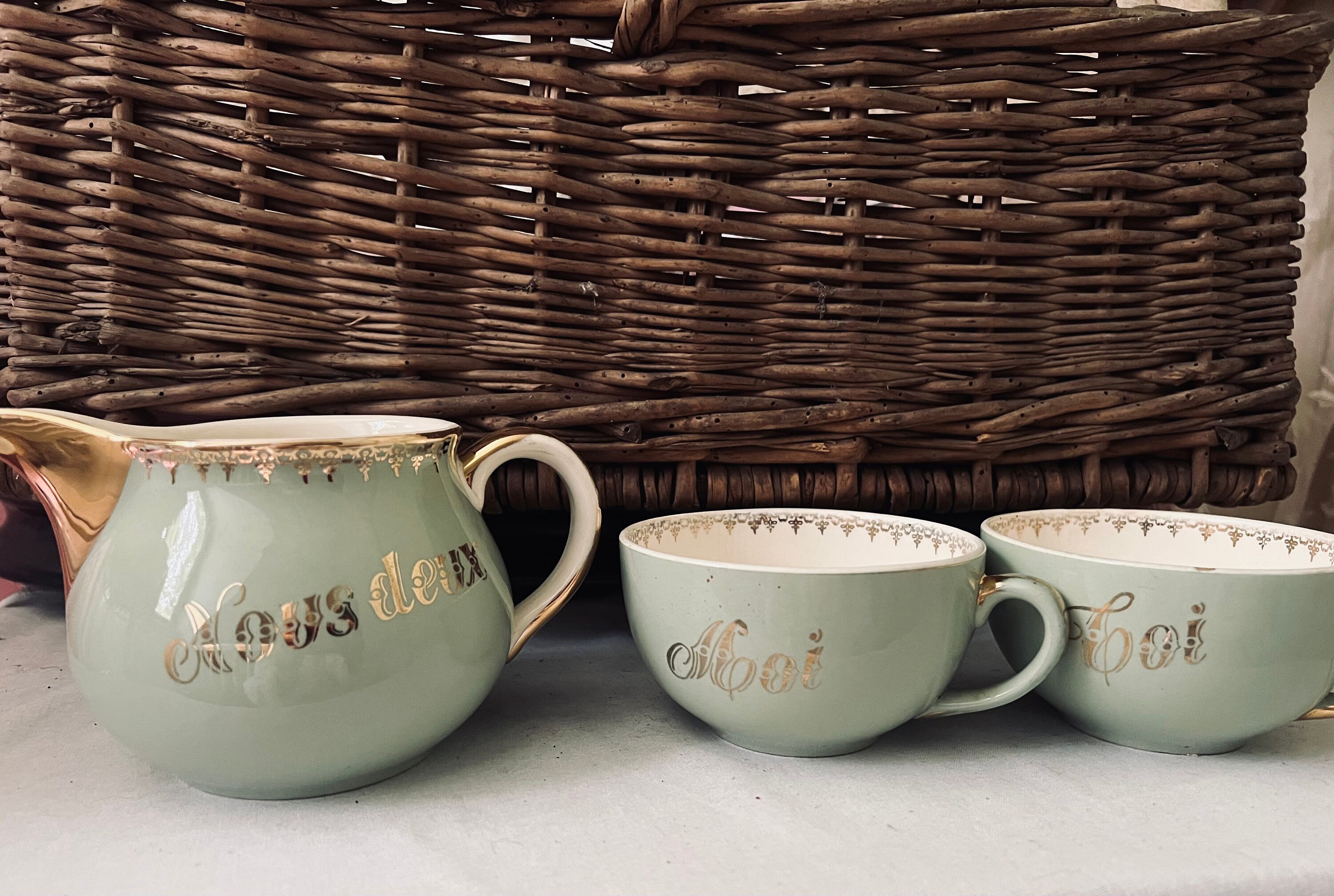Super Cute Cocoa Pot Vous Deux With 2 Cups Moi and Toi Found in France ...