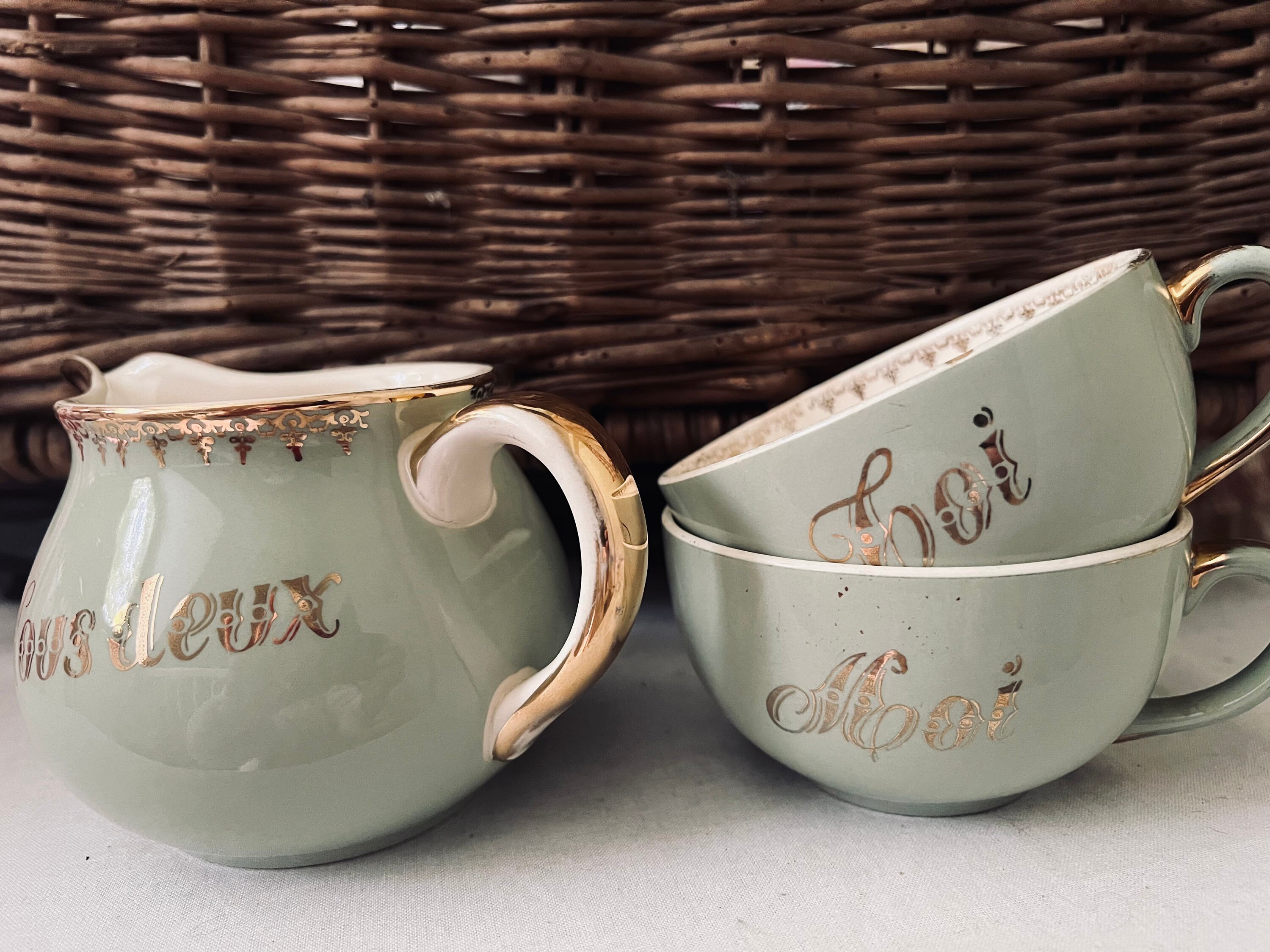 Super Cute Cocoa Pot Vous Deux With 2 Cups Moi and Toi Found in France ...