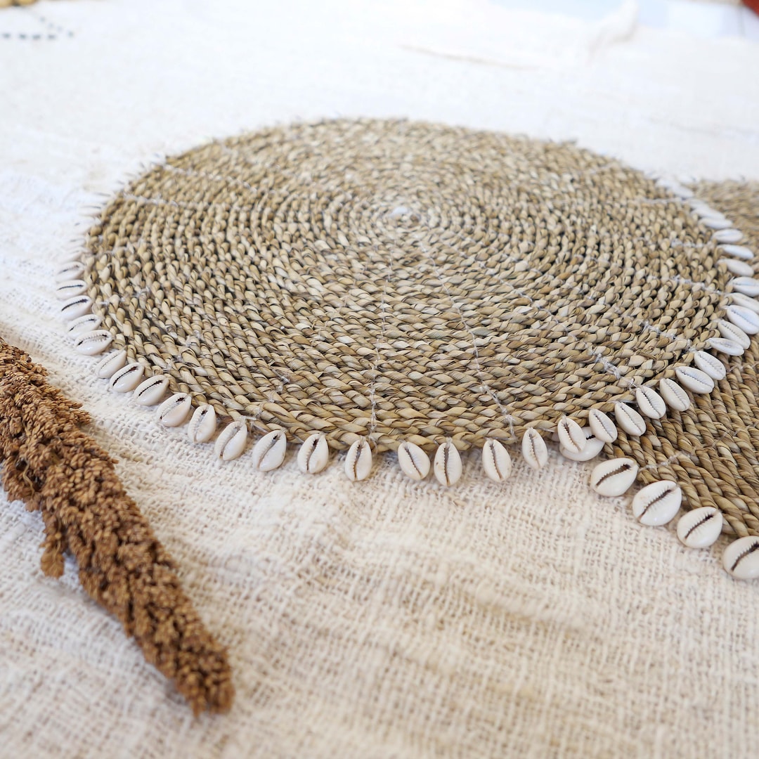 Set of Natural Seagrass Placemats With Cowrie Shell, Dinnerware Set ...