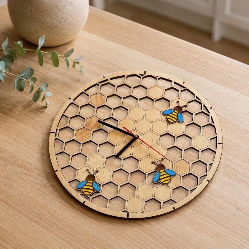 Claw Clock - Etsy