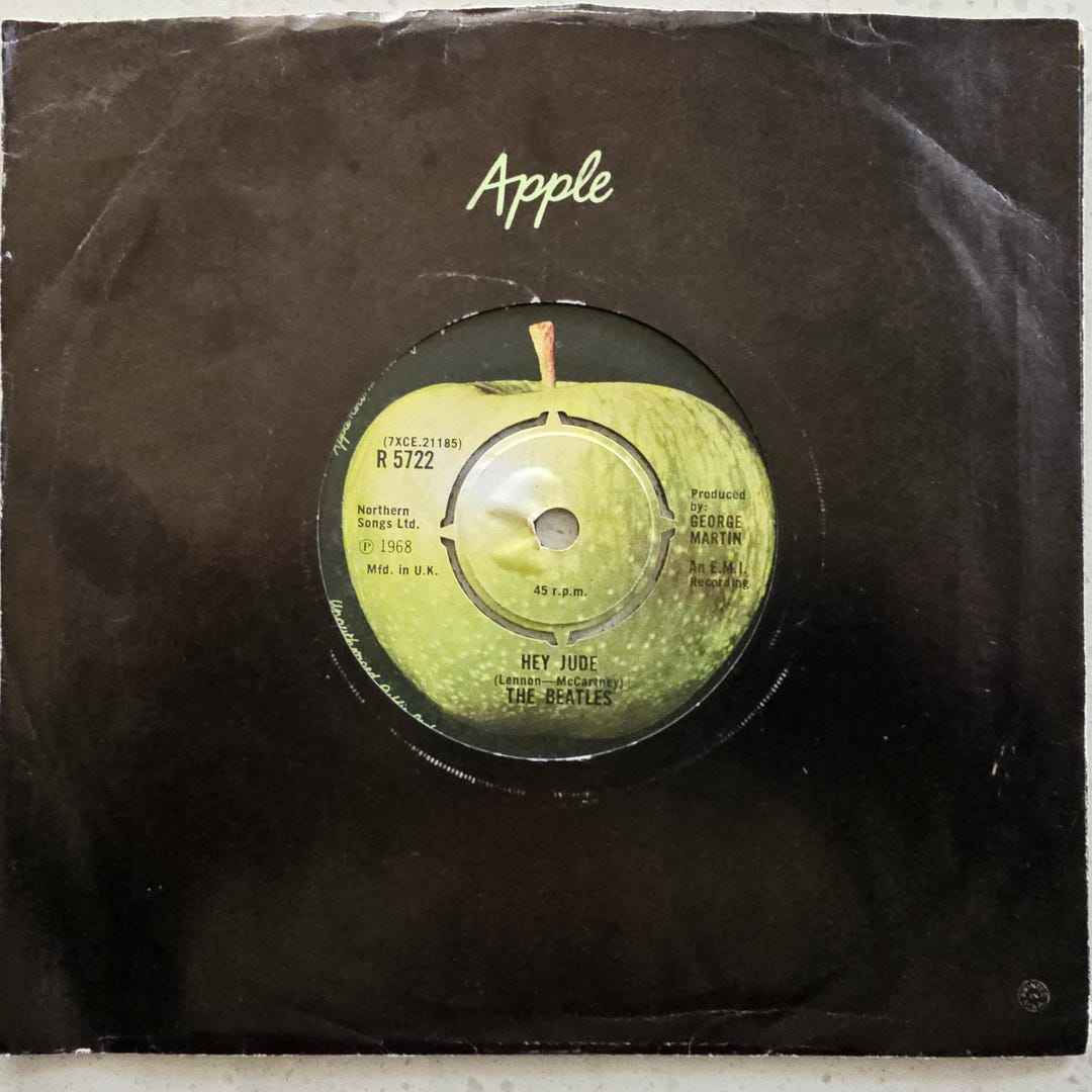 The Beatles - Hey Jude / Revolution - Original 1968 UK 7" | Build A ...