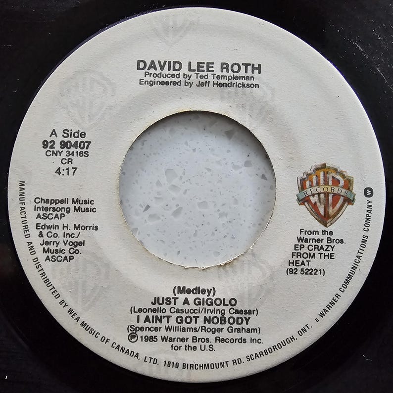 David Lee Roth (e) Just A Gigolo / I Ain't Got Nobody (medley) - 1985 ...