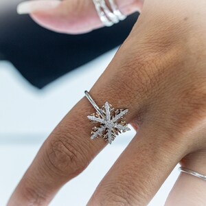 Snowflake CZ Ring Winter Theme Jewelry Cubic Zirconia Sterling Silver ...