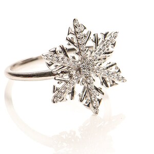 Snowflake CZ Ring Winter Theme Jewelry Cubic Zirconia Sterling Silver ...