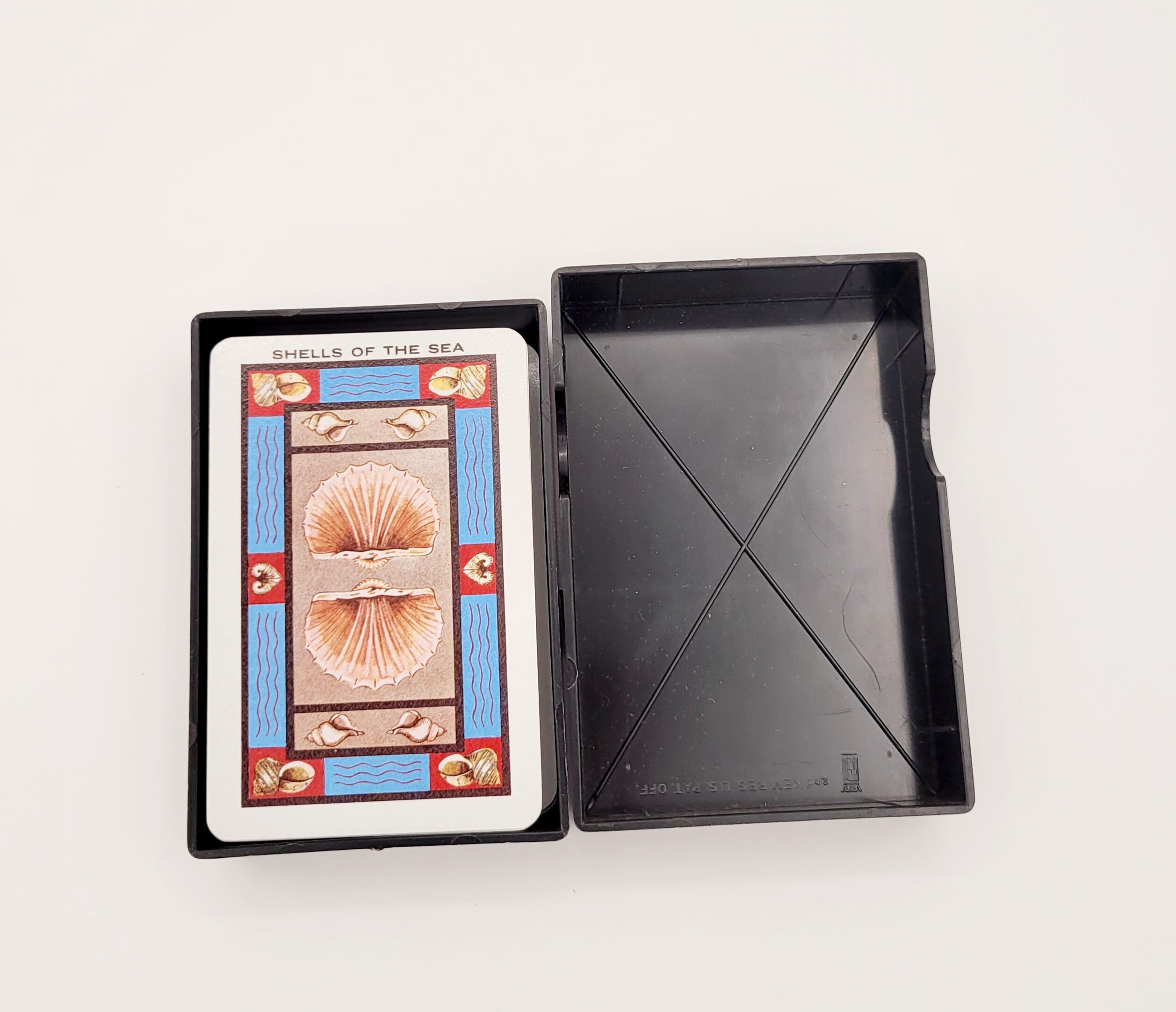 Kem Plastic Scroll Playing Cards With Case Shells of the Sea USA Made ... Kem Plastic Scroll Playing Cards With Case Shells of the Sea USA Made ...