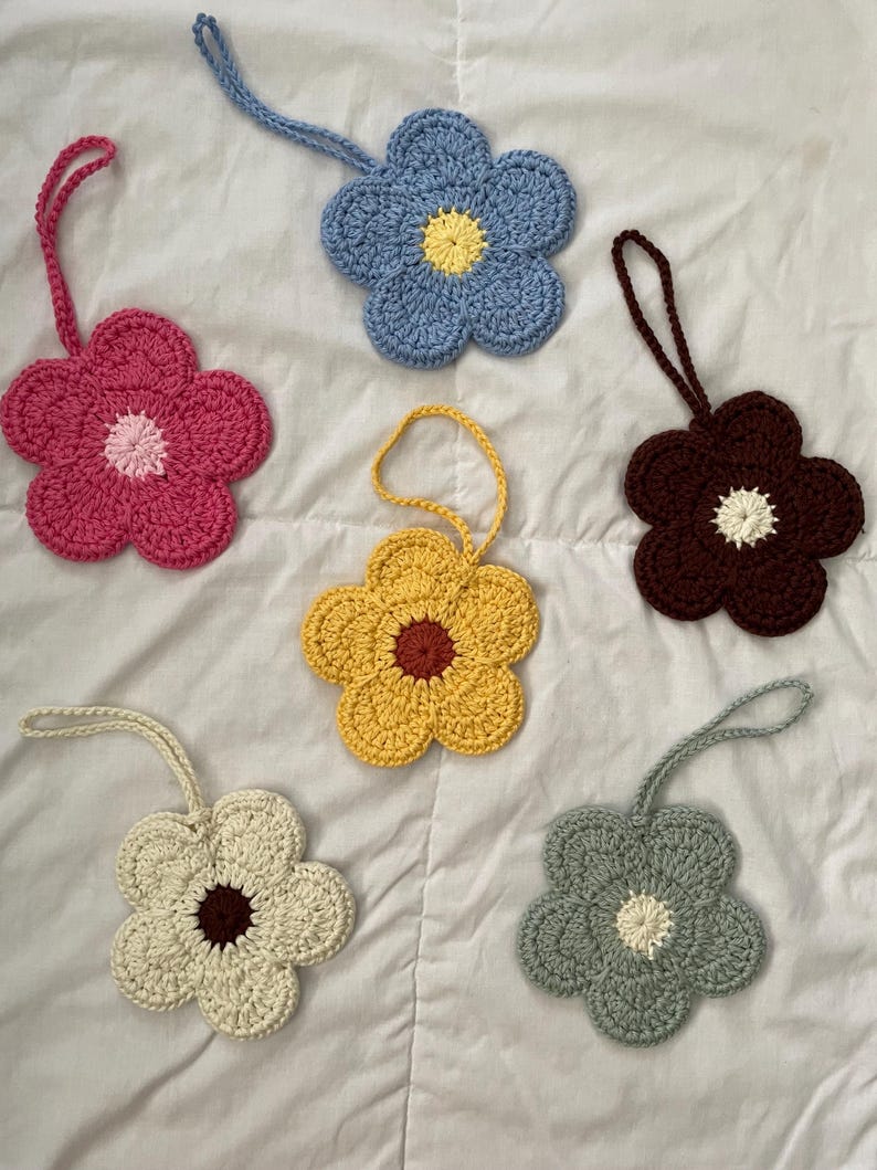 Crochet Flower Pouch: Cotton Coin Purse, AirPod Holder, Bag Charm - Etsy