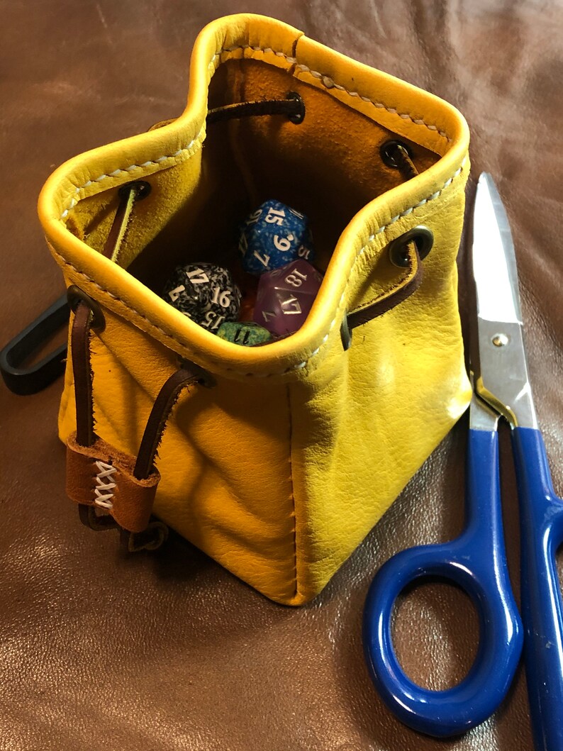 Leather Dice Bag Coin Pouch D&D Dungeons and Dragons - Etsy