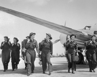 WWII WOMEN PILOTS Glossy Poster Picture Photo Banner World - Etsy