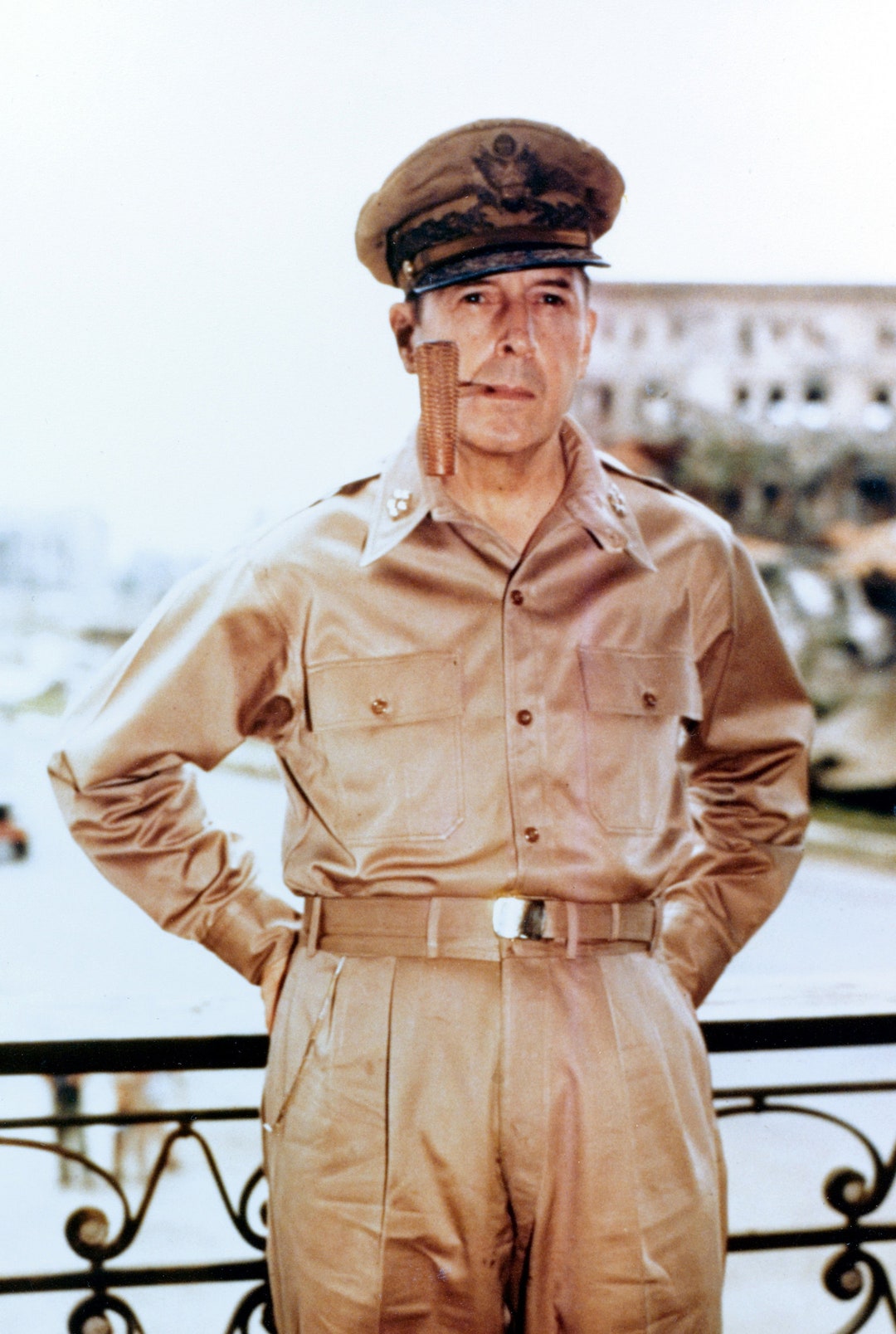 GENERAL DOUGLAS MACARTHUR Army Ww2 Glossy Poster Picture Photo Print ...