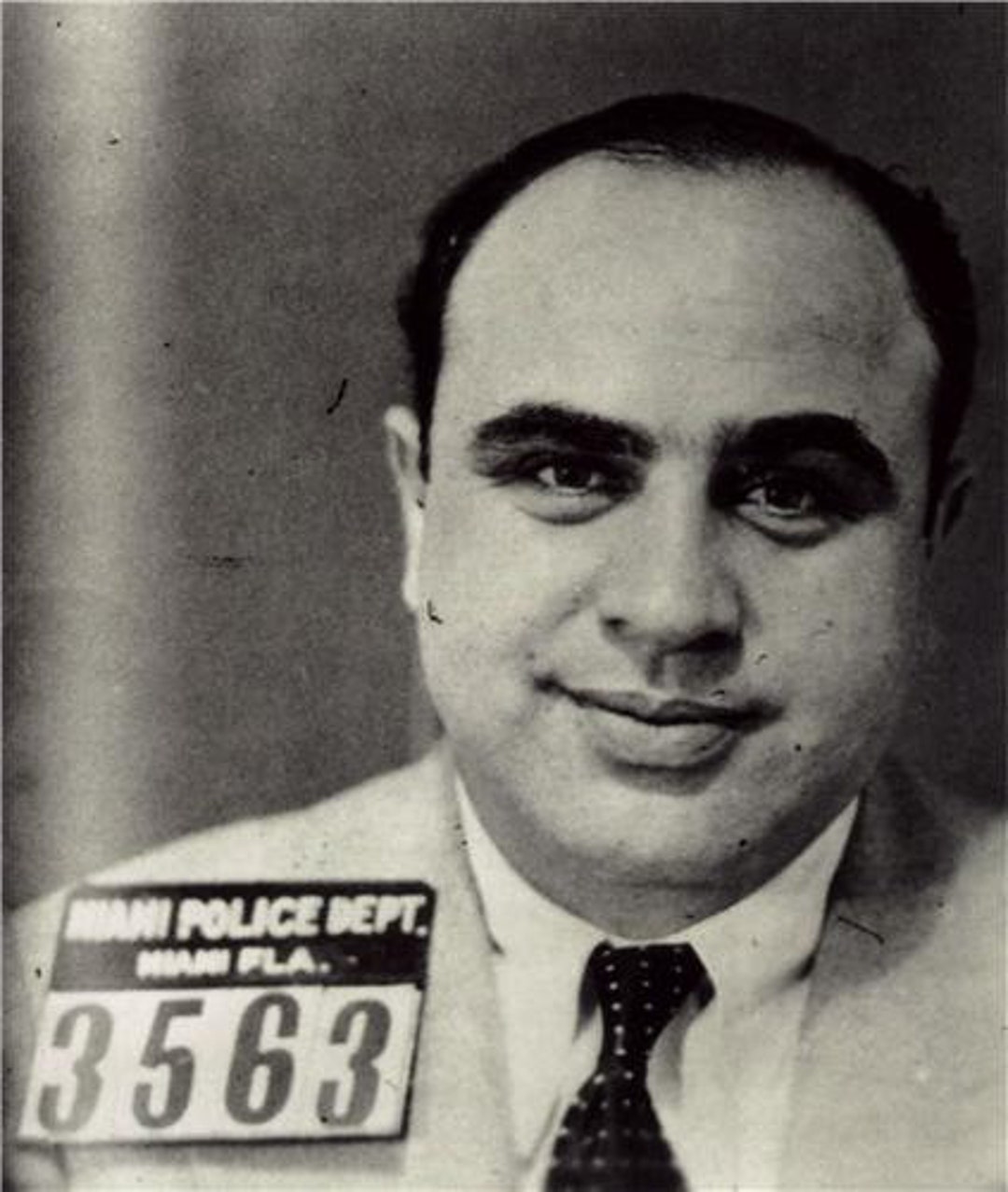 AL CAPONE MUG Shot Portrait Glossy Poster Picture Photo Gangs Chicago ...