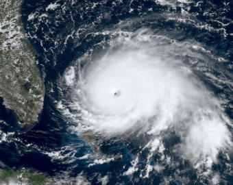 HURRICANE IAN FLORIDA Storm Eye Glossy Poster Picture Photo Print ...