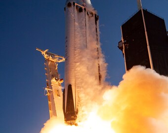 Falcon Heavy Poster - Etsy