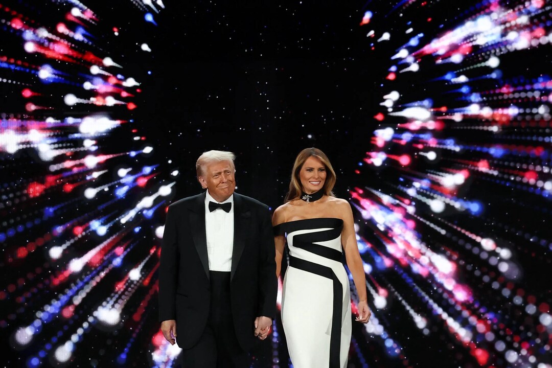 Melania Donald Trump Inaug Ball 2025 Poster Picture Photo Print Banner ...