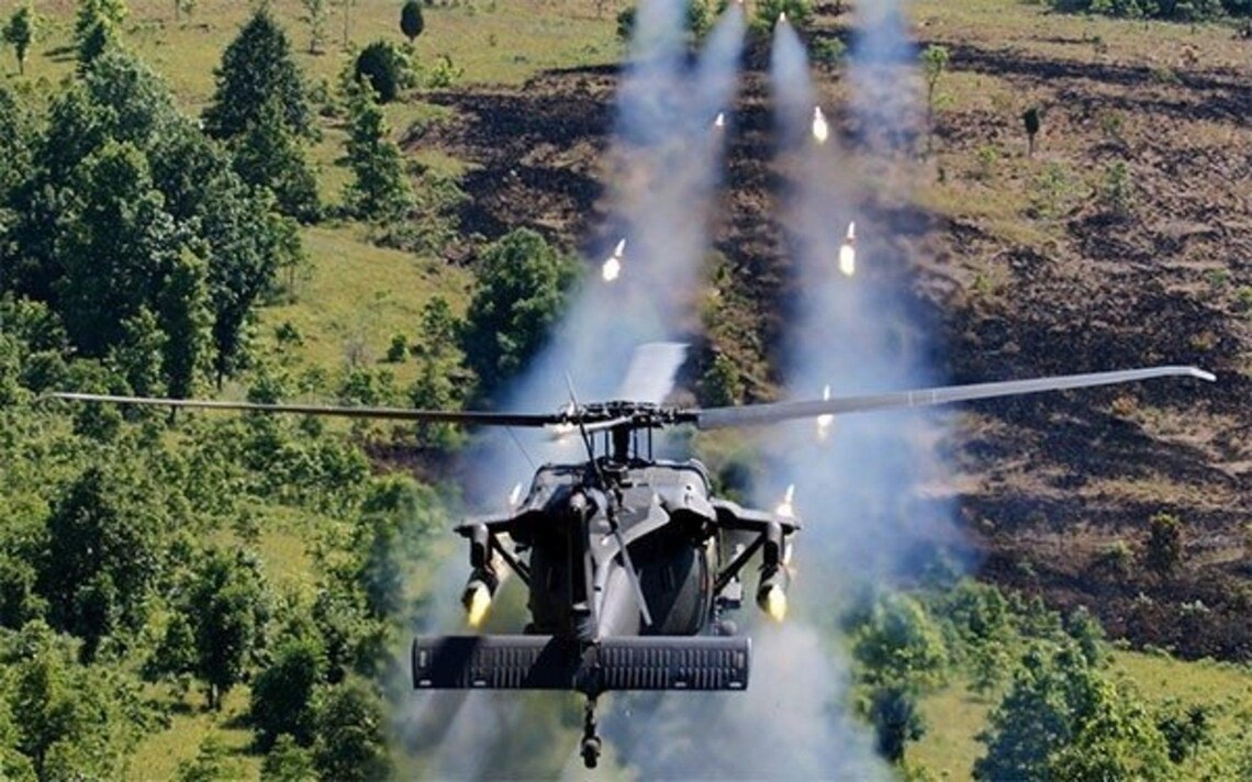 Sikorsky Uh-60 Black Hawk Glossy Poster Picture Photo Print Banner Us ...