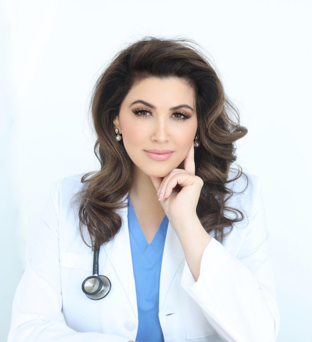 Dr Janette Nesheiwat Portrait Glossy Poster Picture Photo Print Banner ...