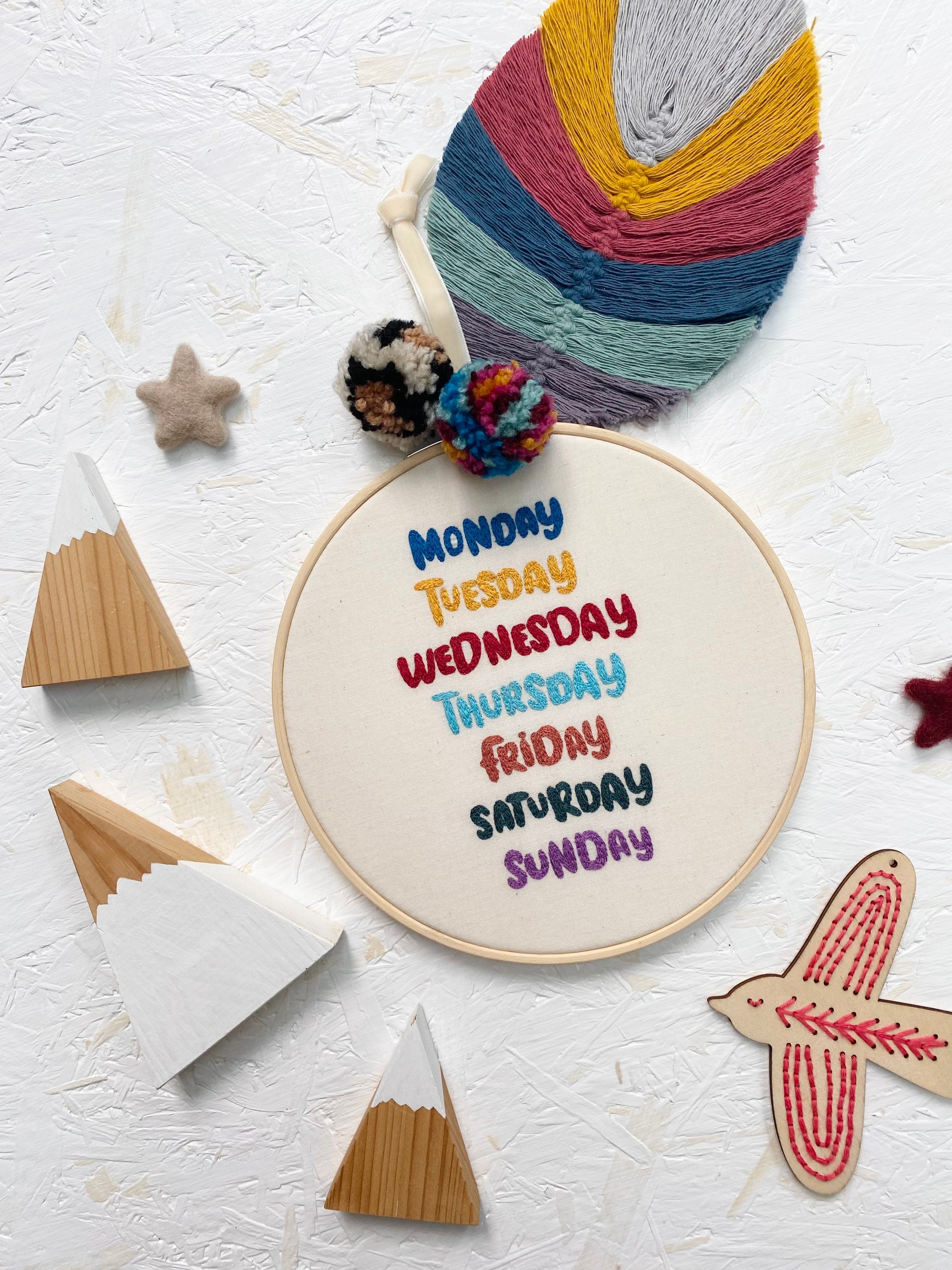Days of the Week Hoop Educational Gift Nursery Interior - Etsy