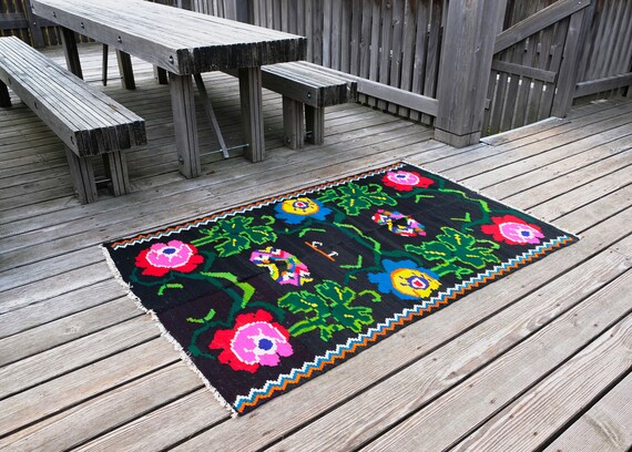 Bosnian Wool Rug Hand-woven From the 1970's - Etsy