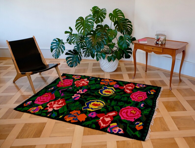 Bosnian Wool Rug, Hand-woven, From the 1970's - Etsy