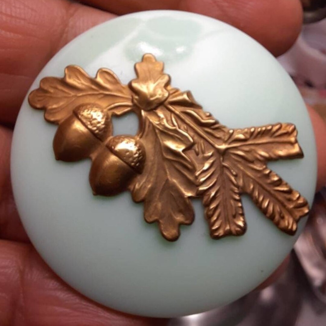 Button Stunning Acorn on Green Glass With Gilt Brass Motive Escutcheon ...