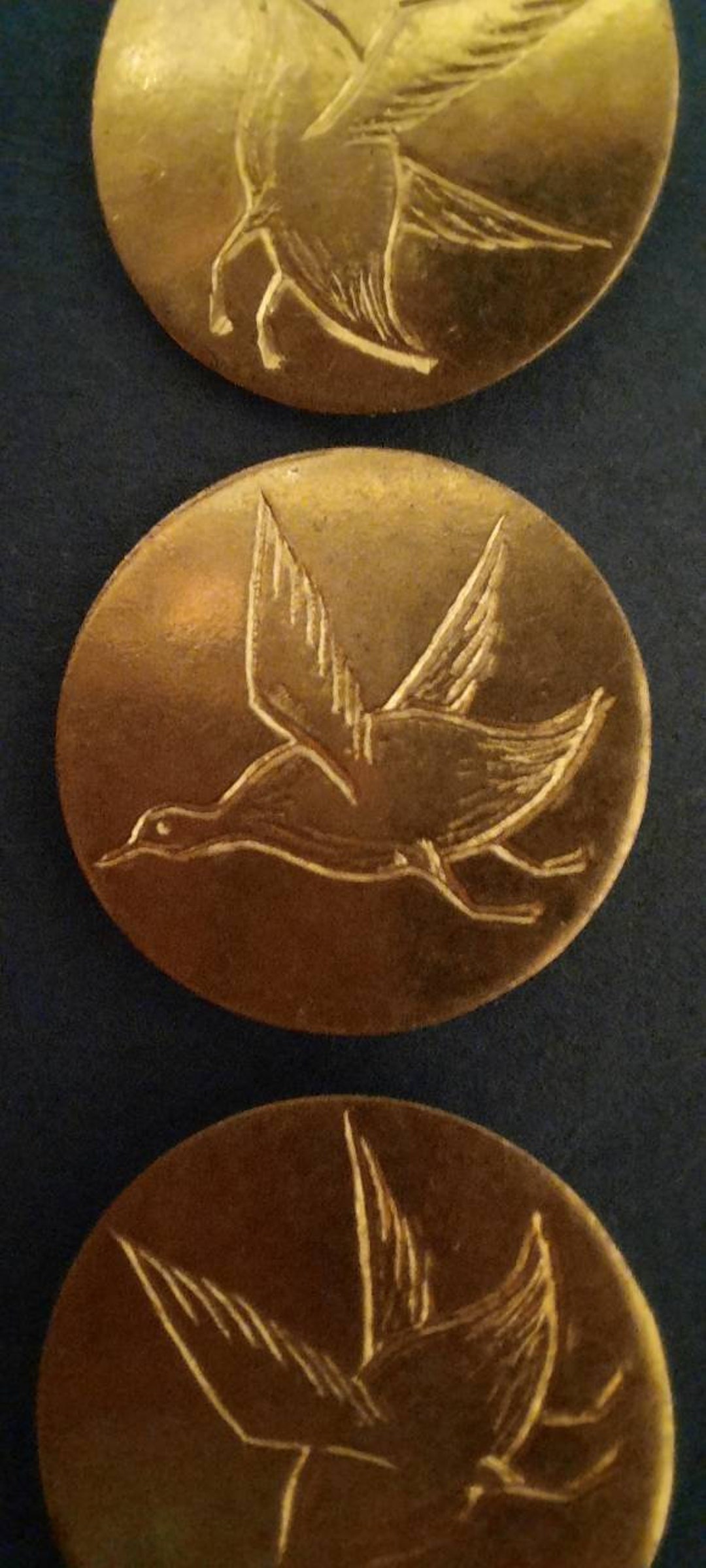 6 Buttons of Flying Birds Engraved on Brass. 1.8cm Diameter or 18mm. - Etsy