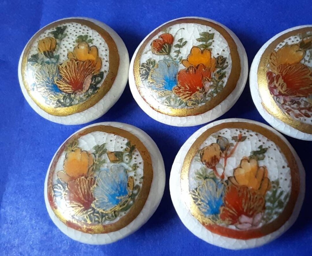 4 Buttons Japanese Satsuma in Multi Colour Enamels and 22ct Gold Border ...