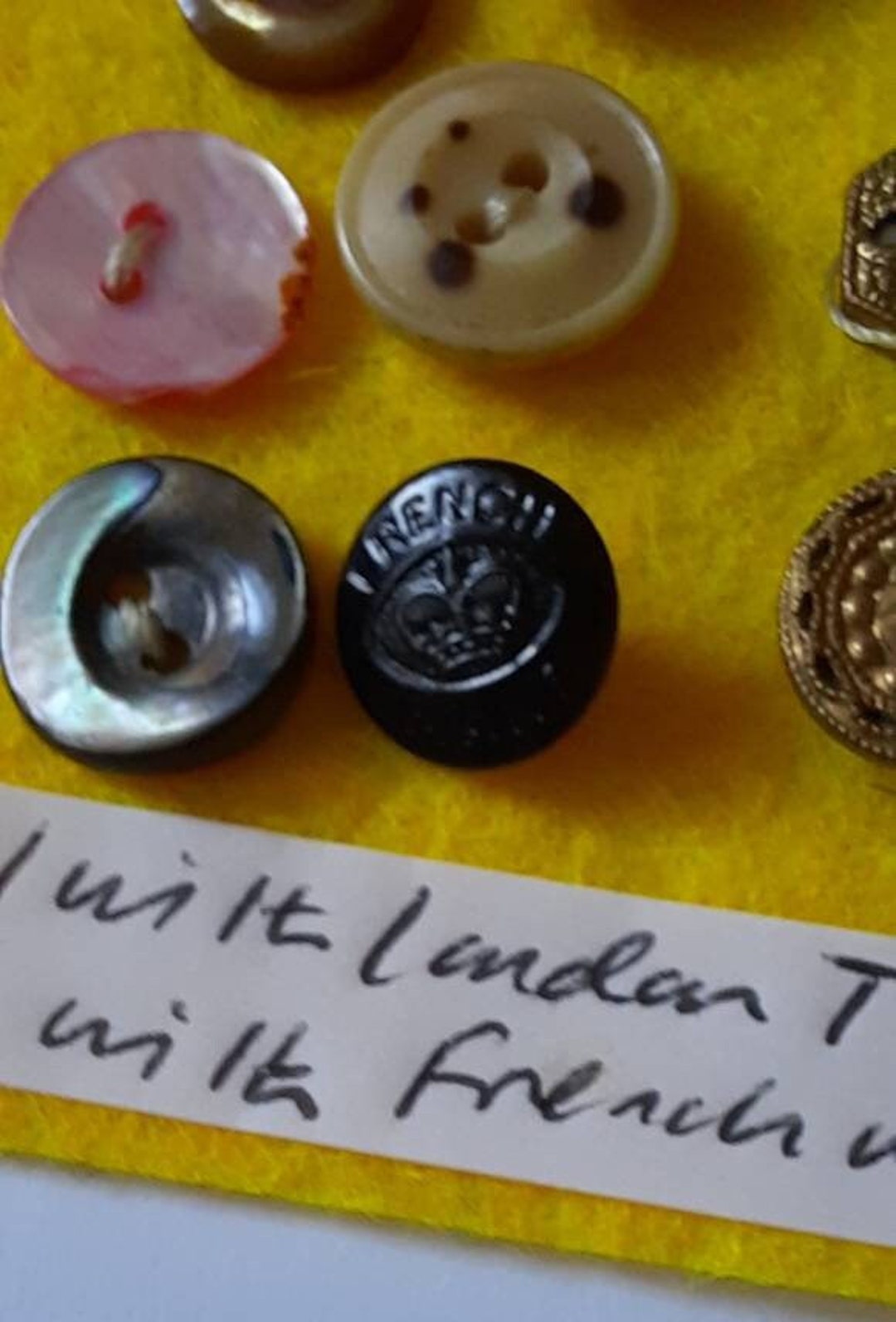 30 Antique Buttons in Various Materials and Styles Ranging - Etsy
