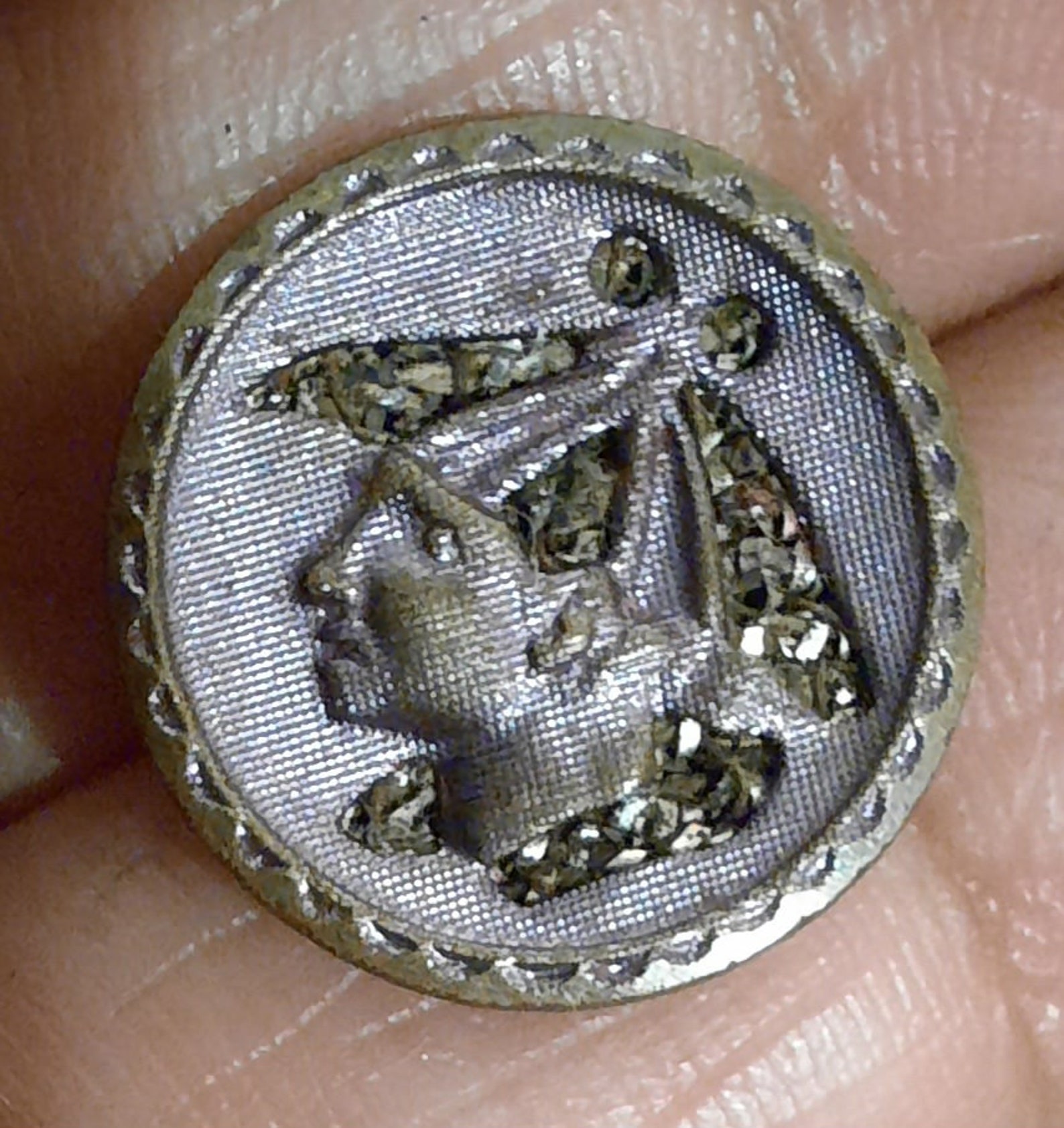 Rare Button Antique Sequin Backed Head. 15mm or 1.5cm Diameter. - Etsy