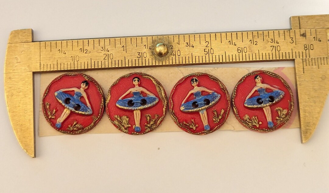 4 Vintage Enameled Ballerina Buttons. 2cm Diameter. - Etsy