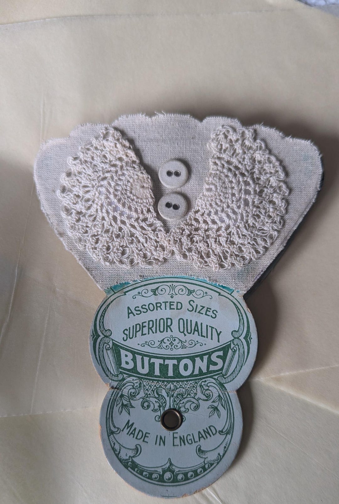 Linen Vintage Buttons Folding Locking Set With Crochet Collar Feature ...