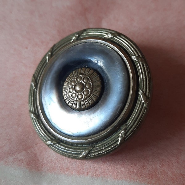 1800s Button - Etsy