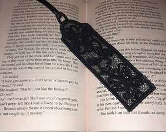 Free Standing Lace Bookmarks With Heart Designs, Machine Embroidery ...