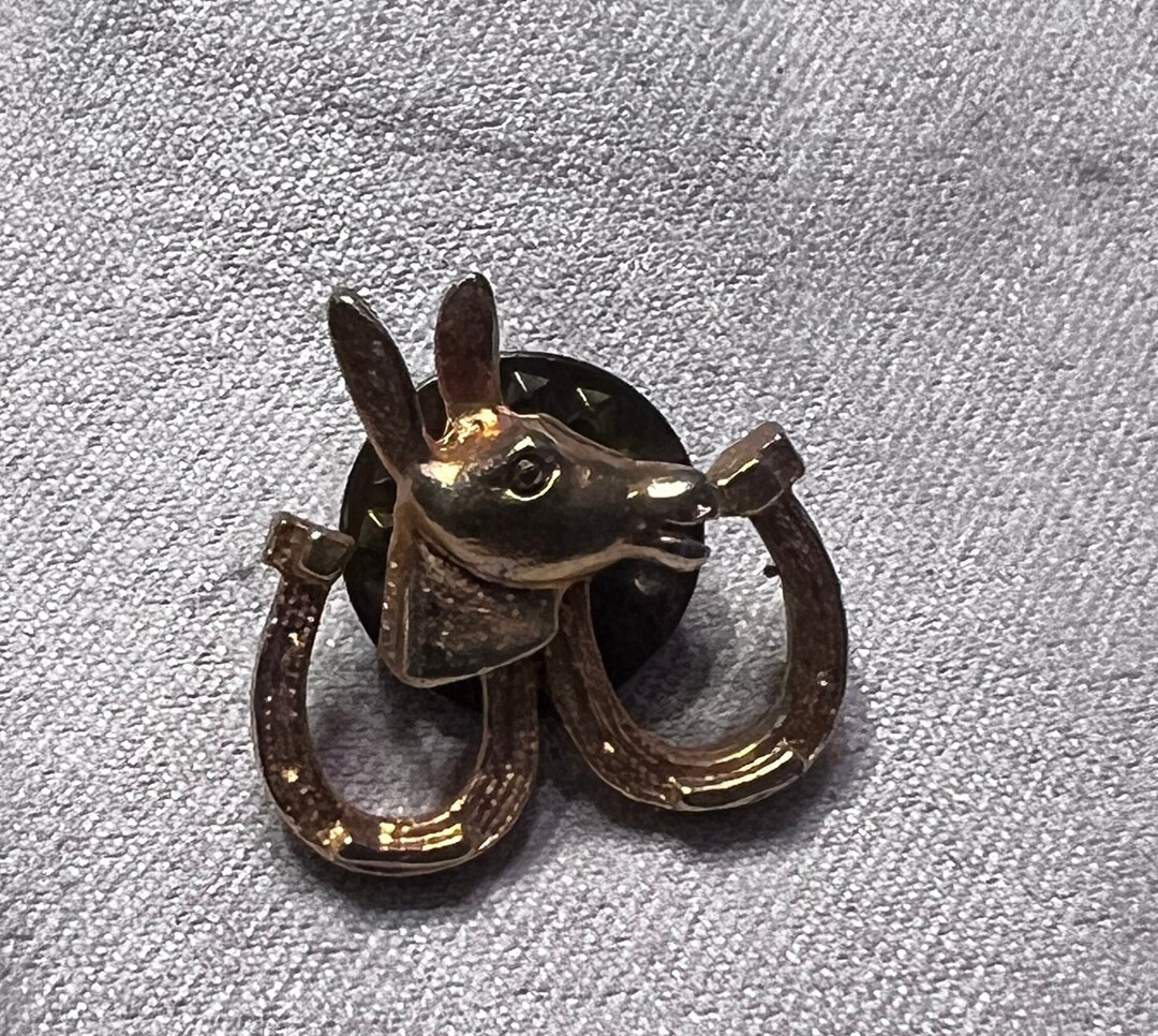 Vintage Gold Gulf Oil Pin - Donkey Over Double Horseshoe Design - Etsy